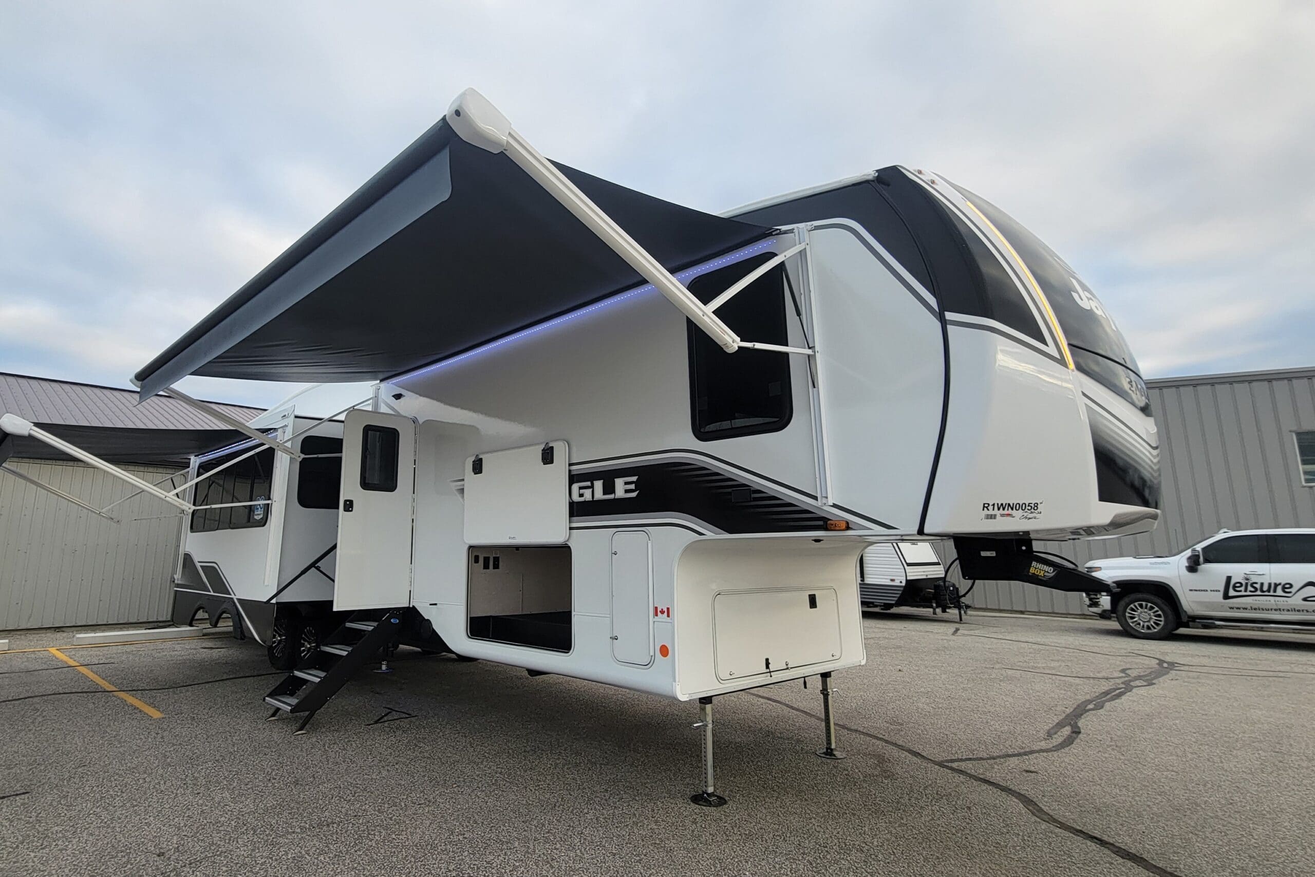 2024 Jayco Eagle 360DBOK | LeisureTrailerSales - RVC Navigator