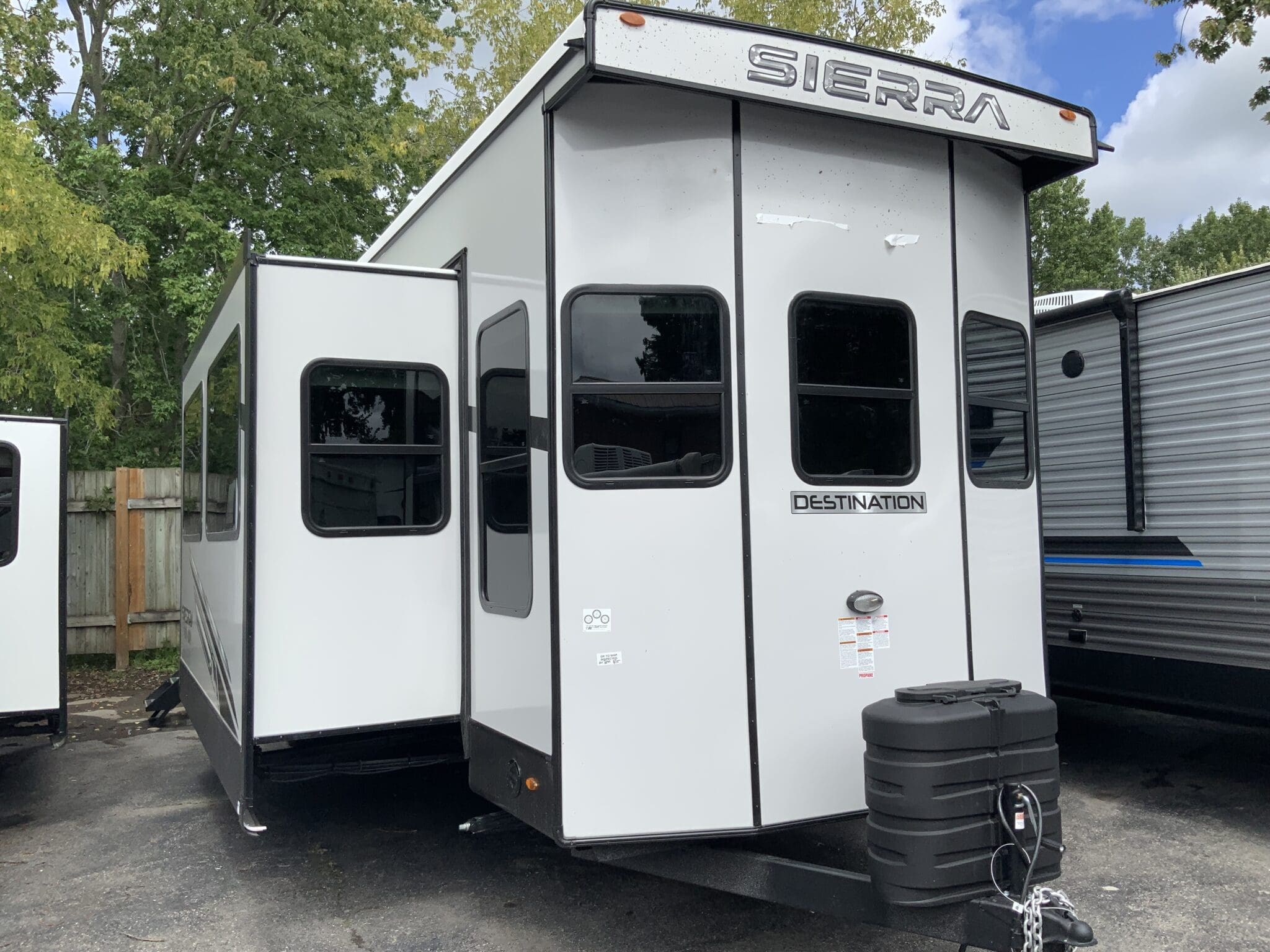 2024 SIERRA 401FLX | Carl Cox RV - RVC Navigator