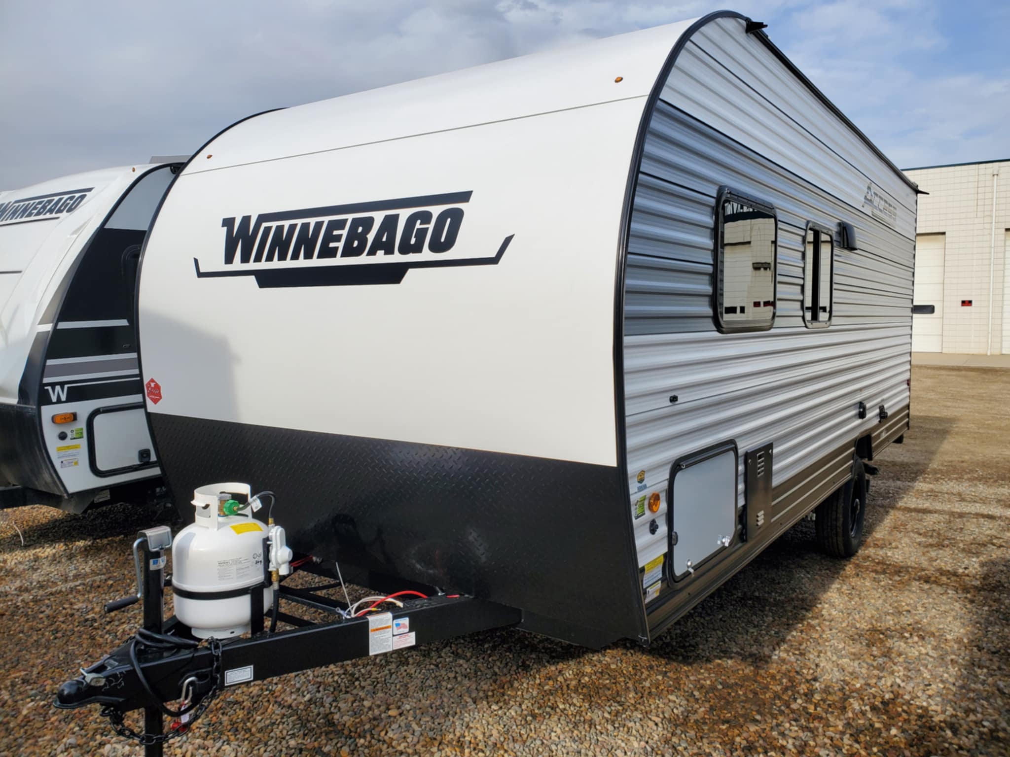 2025 ACCESS 18 DBH by Winnebago | Arrkann RV - RVC Navigator