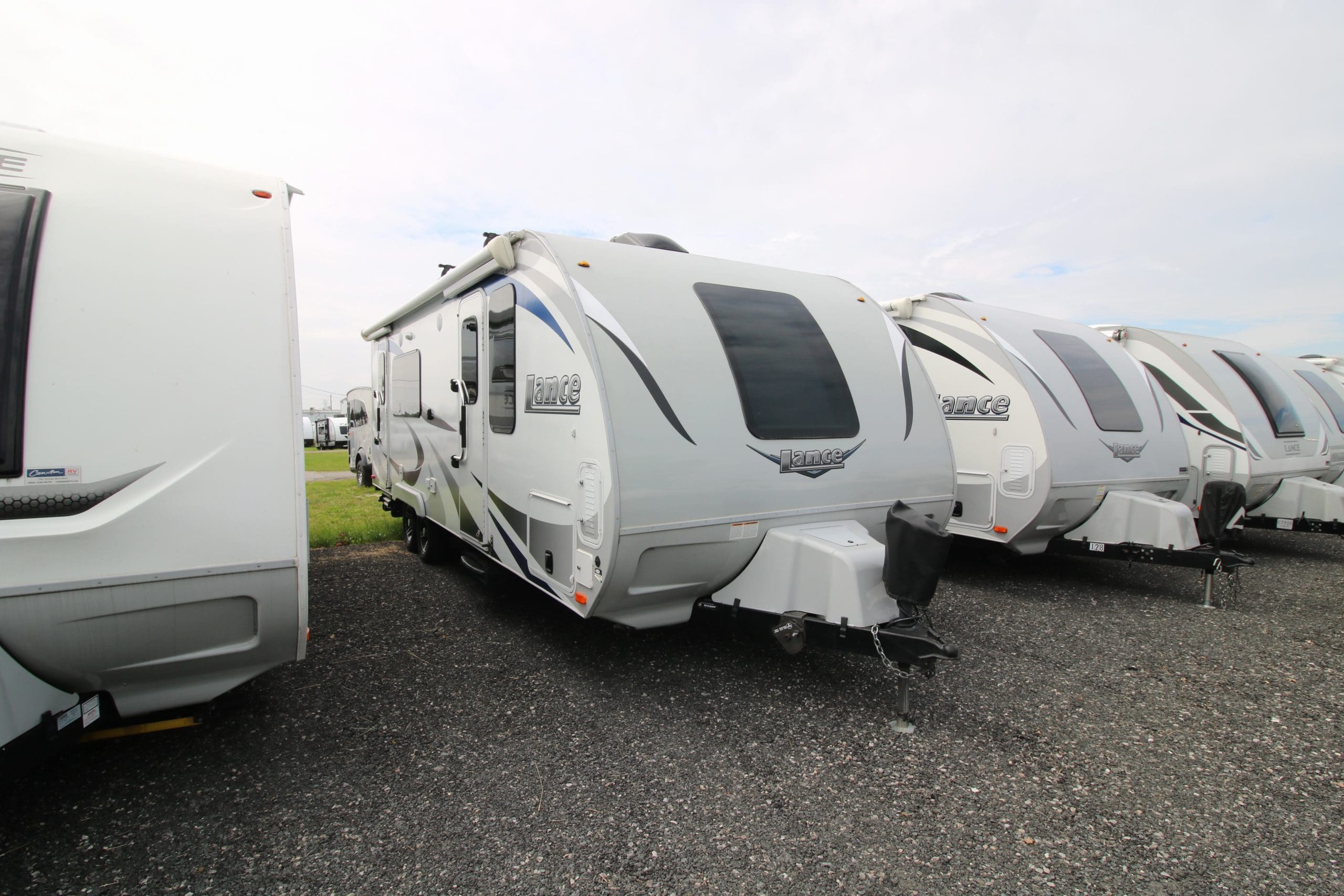 2020 LANCE 2285 by LANCE | Can-AmRVCentre - RVC Navigator