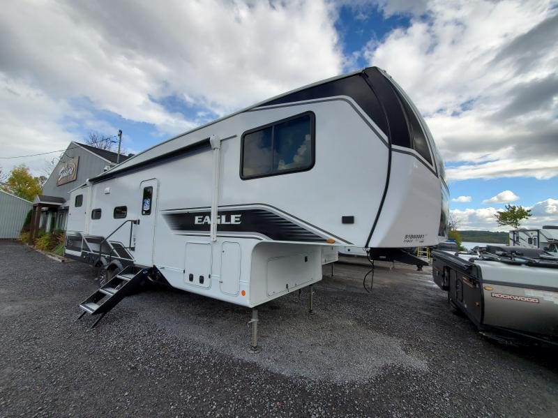 Jayco Eagle 31QCD 2025 | VRSouliereQuébec - RVC Navigator