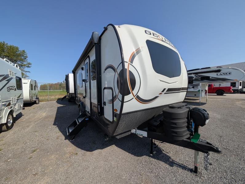 FOREST RIVER Rockwood Geo-Pro 19FDS 2025 | VRSoulièreLanoraie1 - RVC ...