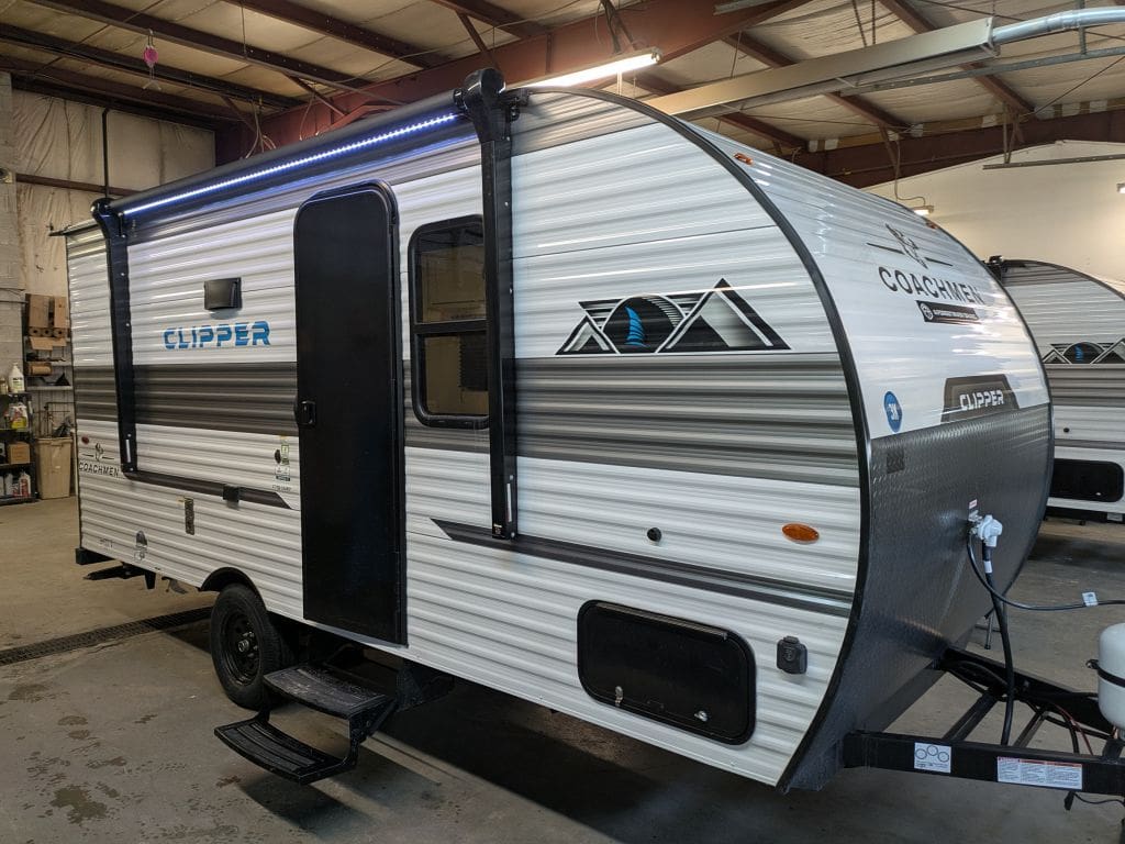 2025 CLIPPER 17FQ by COACHMEN | MobilifeRVCentre - RVC Navigator