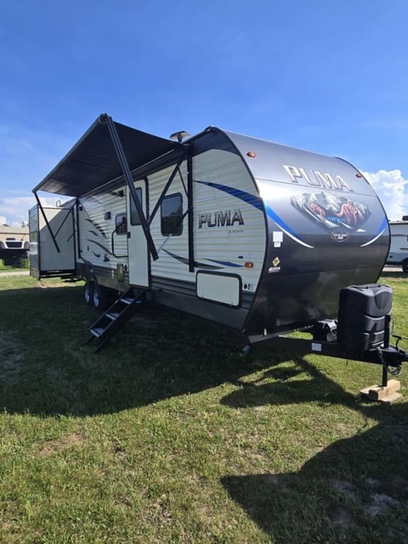 2020 Puma 31-DBTS by Palomino | Camp-OutRV1 - RVC Navigator