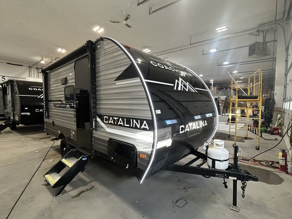 2025 Catalina Summit Series 7 164BHX by Coachmen | RVWorld - RVC Navigator