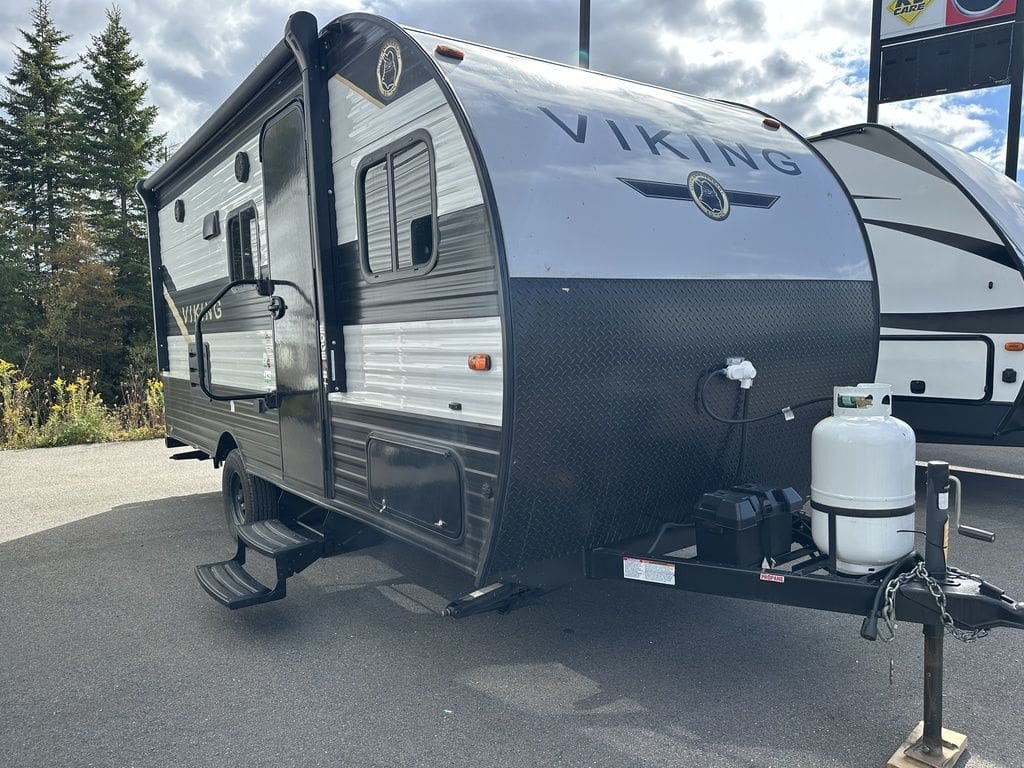 2022 17BH by Coachmen | LeisureTimeSalesMoncton1 - RVC Navigator