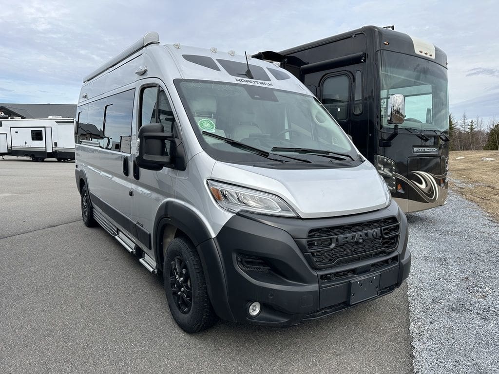2025 RPZD by Roadtrek | LeisureTimeSalesMoncton1 - RVC Navigator