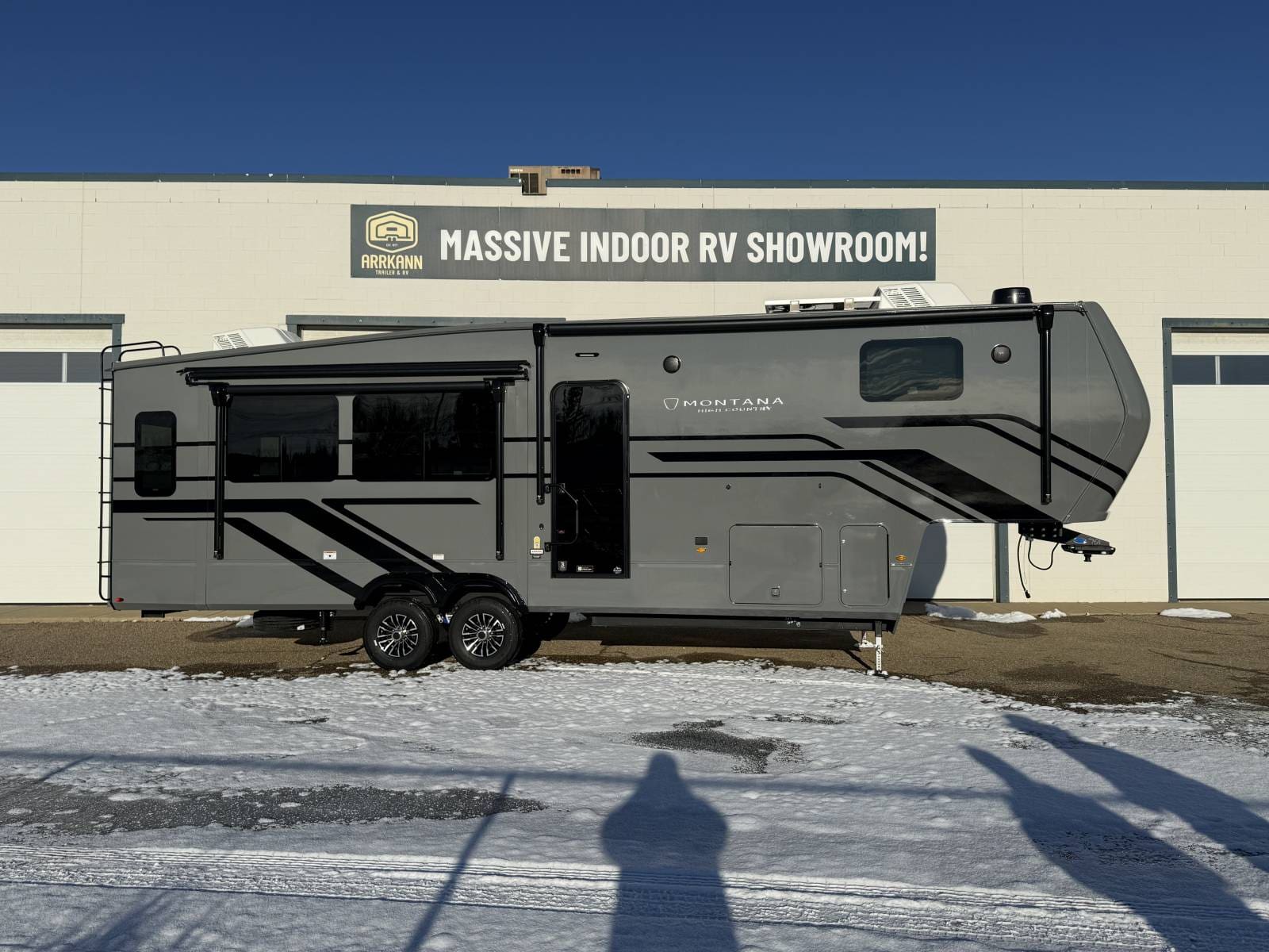 2026 MONTANA 295 RL by Keystone | Arrkann RV Medicine Hat - RVC Navigator